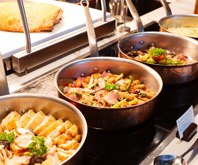 International Lunch Buffet - InterContinental Hanoi Landmark72 ...